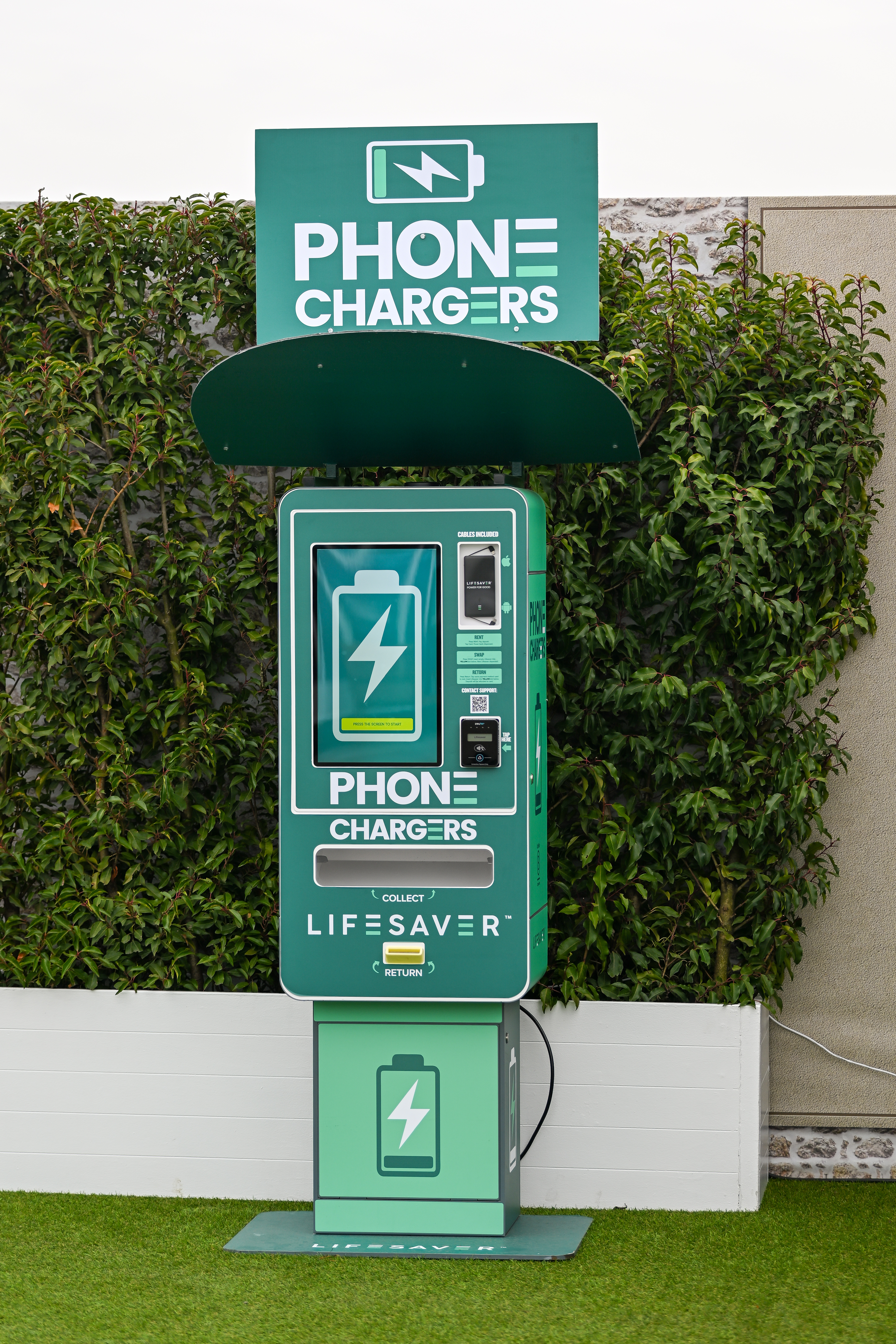 Phone Charging Solutions for Events, Venues & Brands | Lifesaver